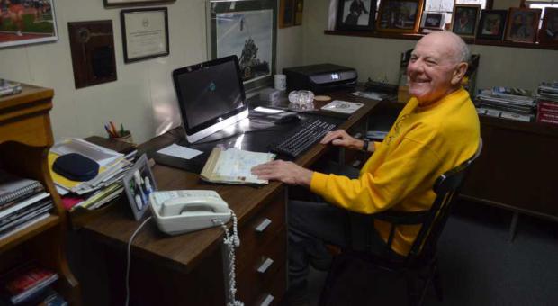 Longtime scribe Milbert named to hall of fame | Michael Wojtychiw